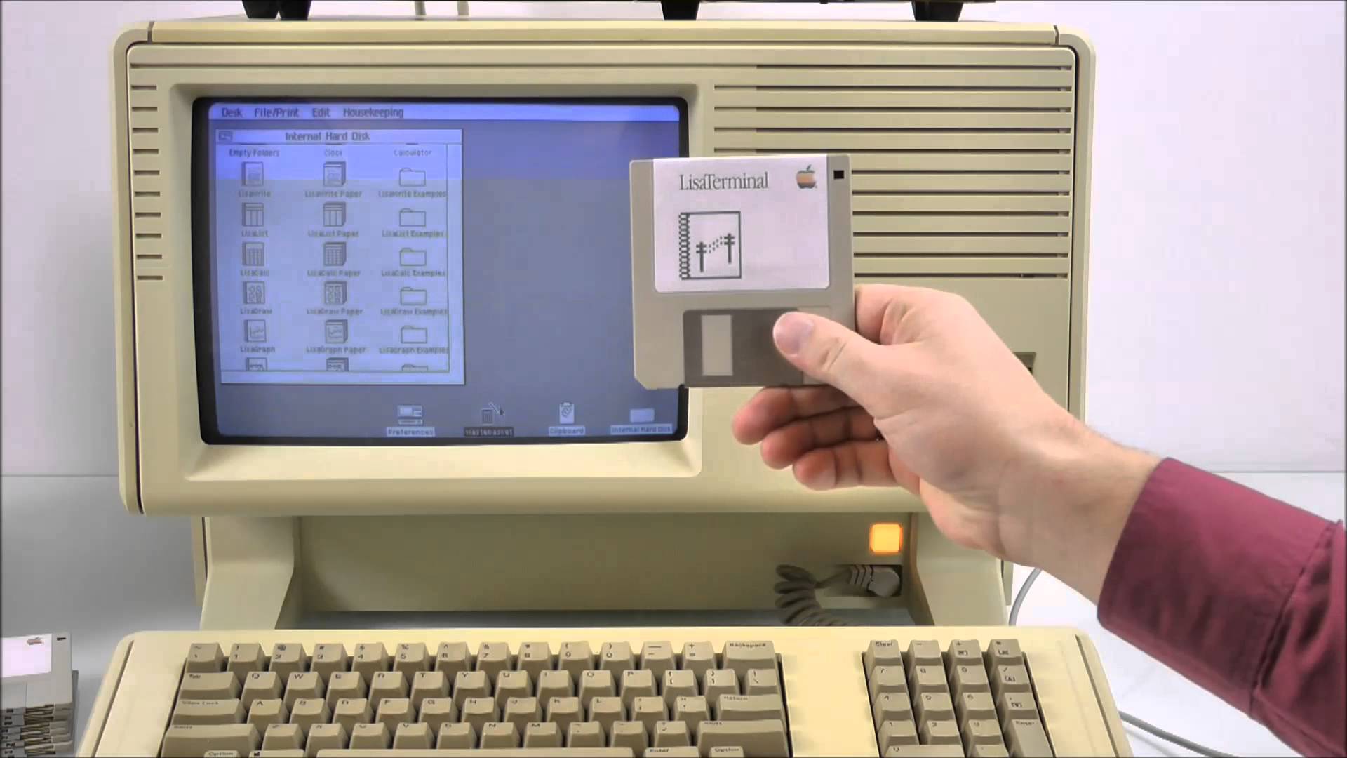 Zdrojový kód pro operační systém Apple Lisa bude vydán zdarma v roce ...